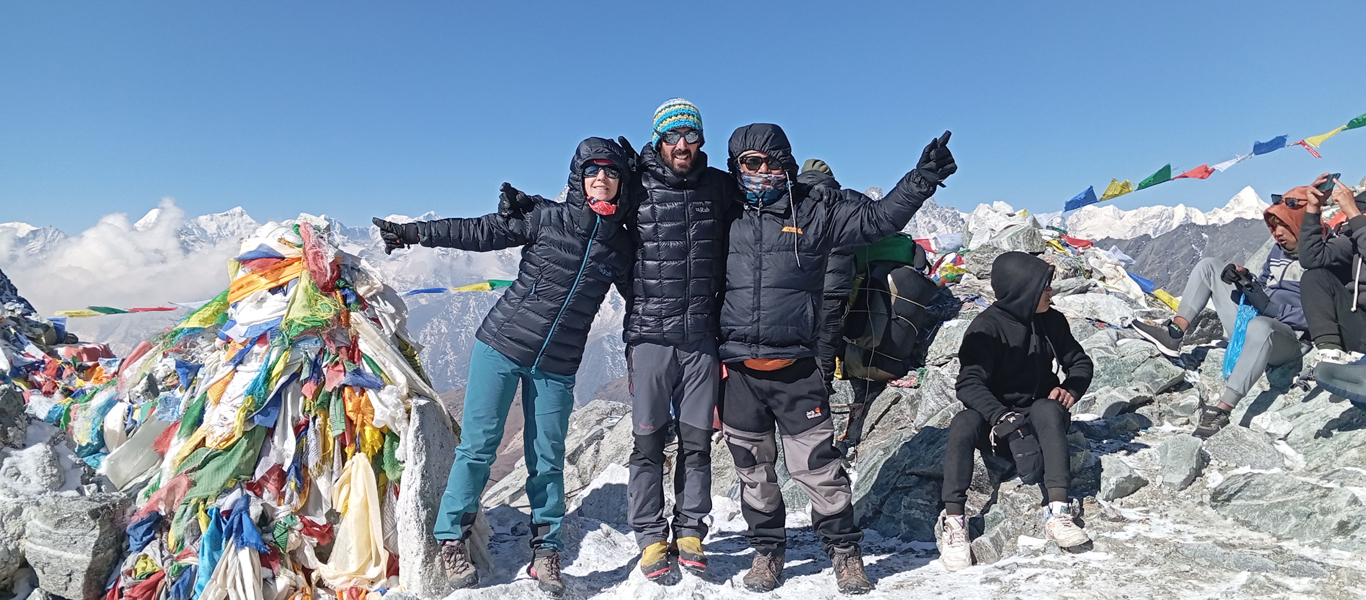 Gokyo-Cho La Pass & Everest Base Camp Trek: Ultimate Himalayan Odyssey ...